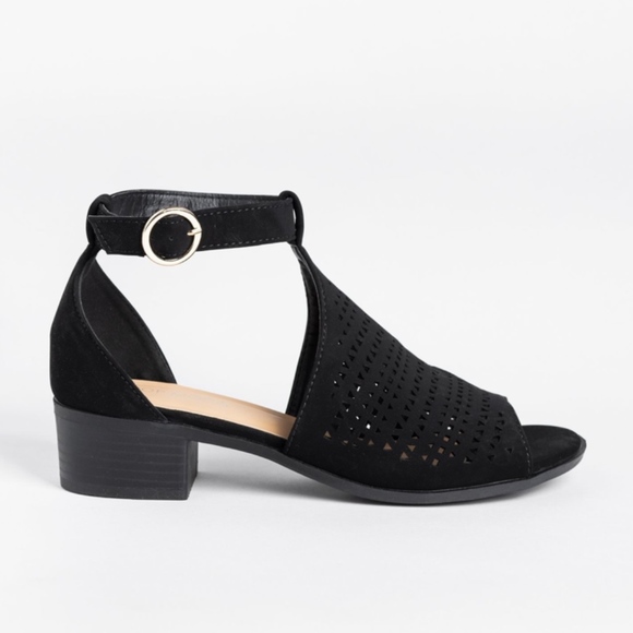 TOP Moda | Shoes | Top Moda Laser Cut Opentoe Low Heeled Sandals | Poshmark